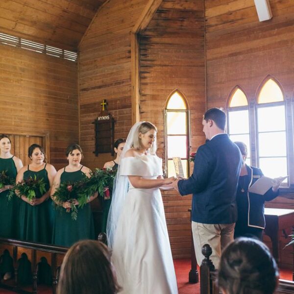 Caboonbah Church – Bebe's Country Weddings