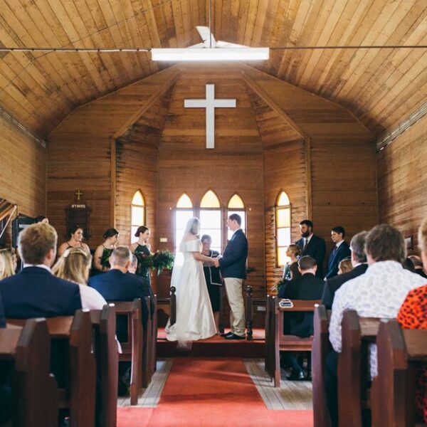 Caboonbah Church – Bebe's Country Weddings